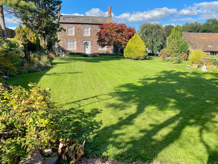 Marlbrook Farm Retreat Indoor Heated Swimming Pool - Leominster
