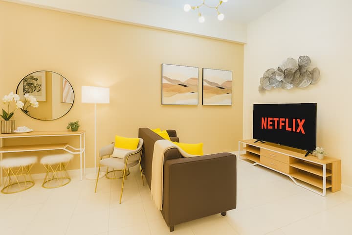 Penthouse 2br Suite|karaoke|@tomas Morato Qc - Quezon City