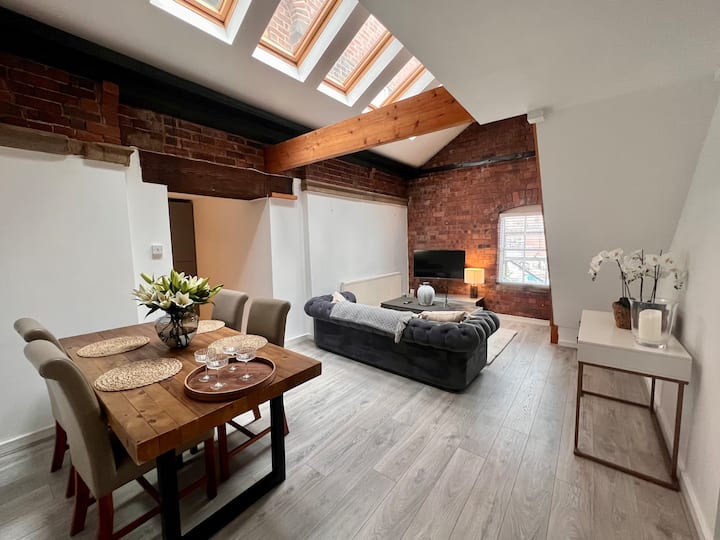 New- Luxury 2 Bed Apartment - Sheffield, UK