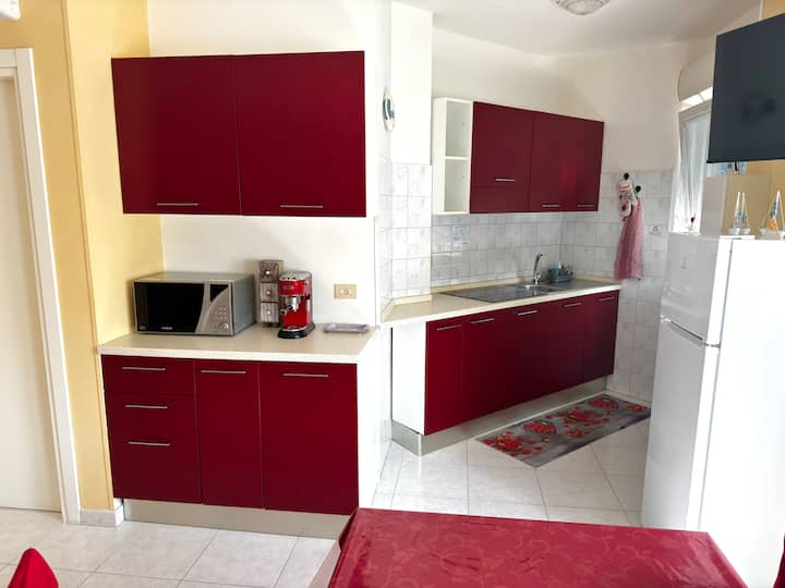 90 Mt Dalla Spiaggia, Posto Auto - San Benedetto del Tronto