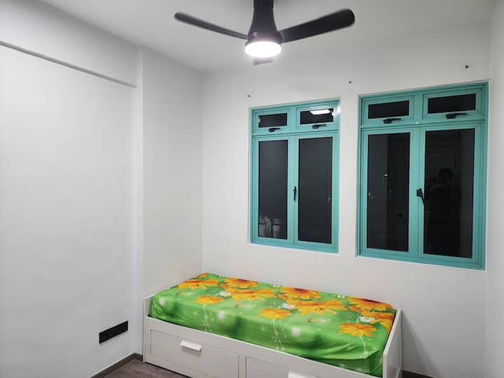 Brand New Private Condo Room - Tampines