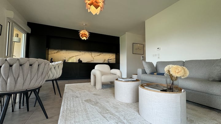 La Maison De Louise à 10 Minutes De Genève Suisse - Annemasse