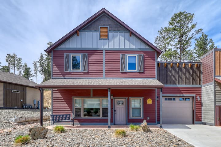 Mt Rushmore Retreat • 8 Min Drive | Sleeps 6 - Mount Rushmore National Memorial