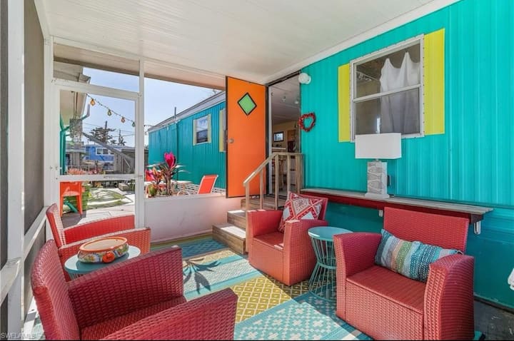 The Funky Flamingo - Matlacha, FL
