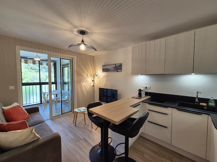 T2 à Deux Pas De La Mer, Parking Privé - Le Castellet