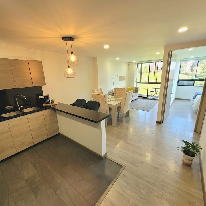 Apto/amoblado/ubicación Genial/ Seguro Y Moderno - Cota