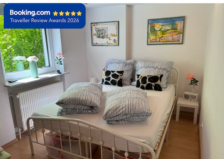 Villa Vicky/ Near Castle Benrath/ Düsseldorf - Düsseldorf