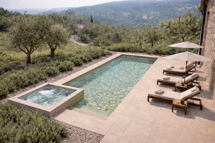 Tuscanyretreat-pool & Panoramic Vineyard Views - Italy