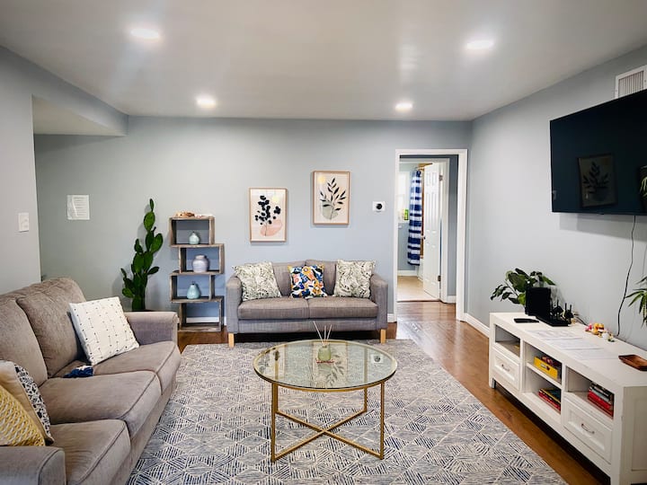 [¥Happy+ Family Retreat• Disneyland & Knotts] - Whittier, CA