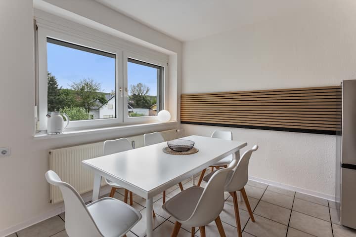 Lahntaler | 6 Guests, Wifi, Netflix, Train Station - Lahntal
