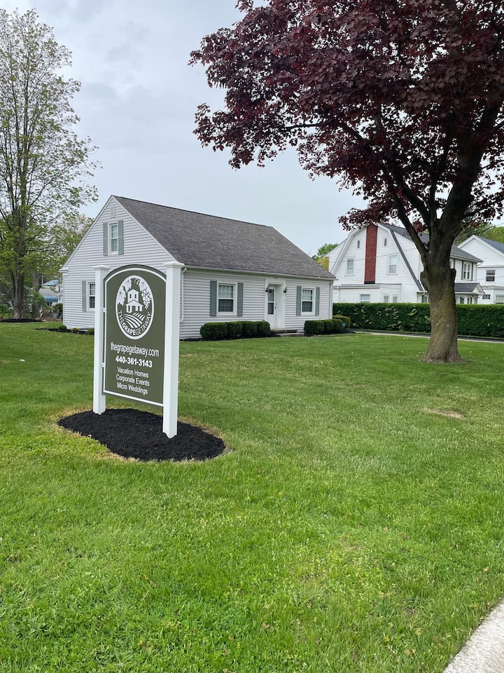 Walk To Coffee, Wine & Brews. Close To Gotl/spire - Geneva, OH