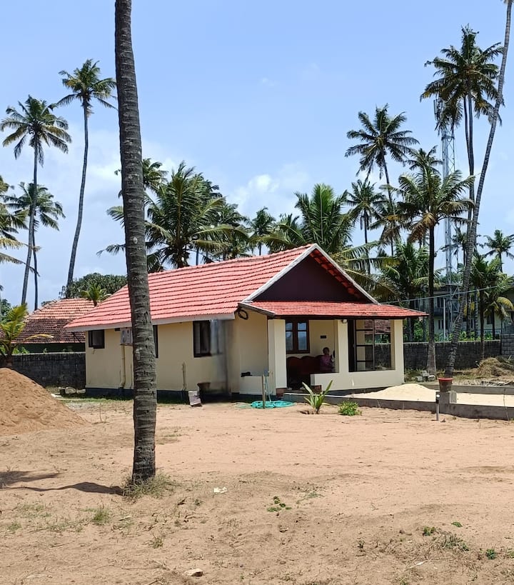 Sea Facing Property | 2 Beds (1 Double + 1 Single) - Kollam
