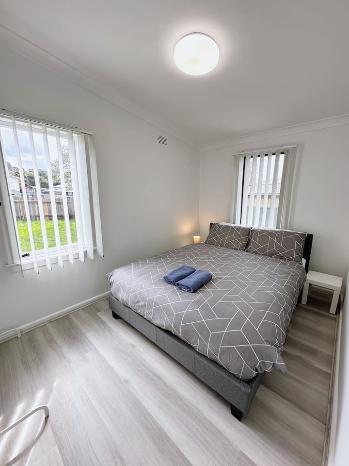 Sunny And Cosy House In Lethbridge Park - Saint Marys