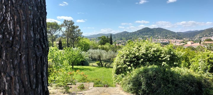 Charmant Appart. Près Du Centre Ville Au Calme - Alès