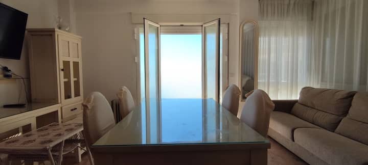 Excelente, 
1a Línea De Playa - Torre del Mar