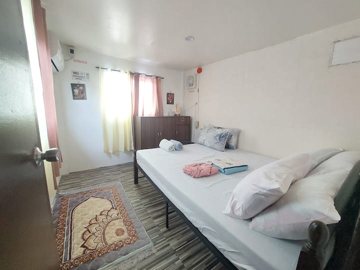 J&c's Transient Home Rental - Ormoc