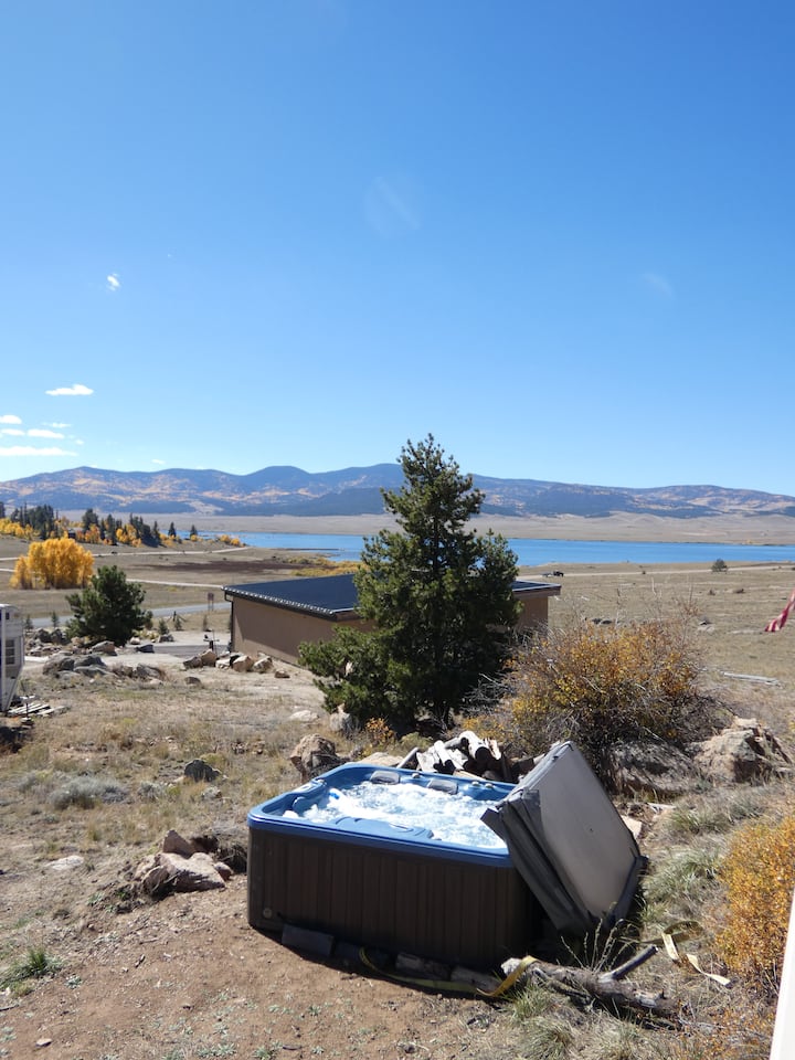 The Bighorn Cabin-* Hot Tub* Closest To State Park - Reservoir, Lake George
