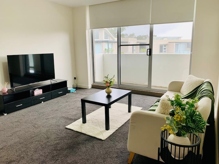 Stylish 2 Bedroom Apartment. - Penshurst