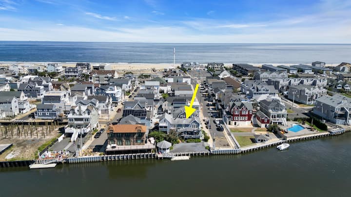 3br Upstairs River View Condo - Beach Block - Wow! - Red Bank, NJ