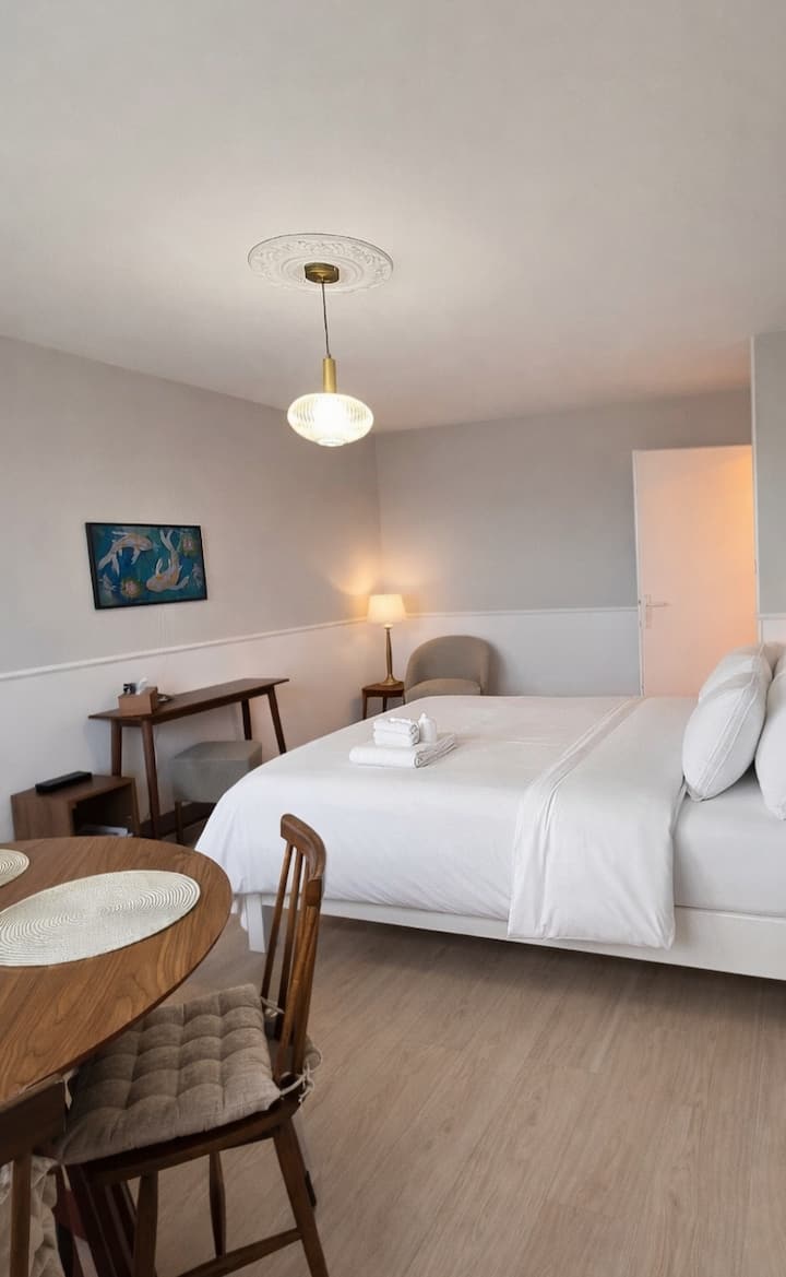 Studio Calais Ville Résidence Sécurisée + Parking - Calais