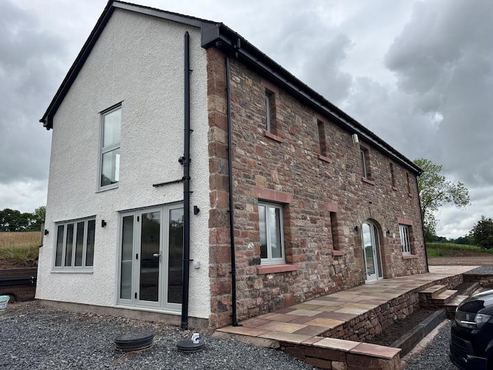 Large Family/friends Barn With Hot Tub - Dumfries and Galloway