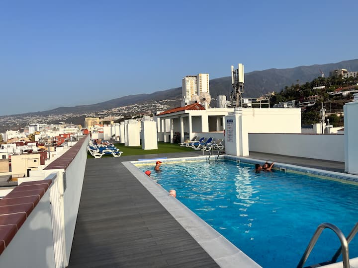 Platino Estudio - Puerto de la Cruz
