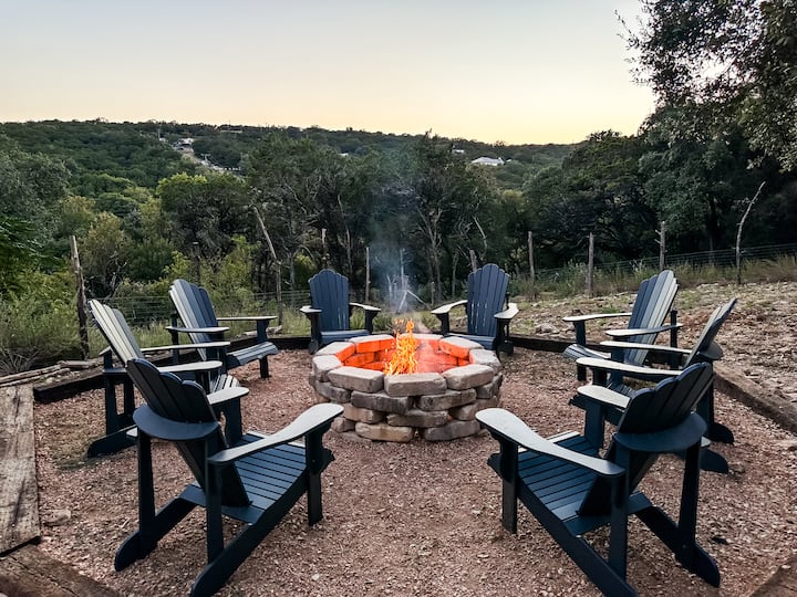 4br Sleeps 12 | Hottub Firepit 1m To Lake & River! - Canyon Lake, TX