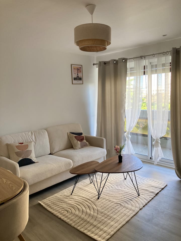 Calme, Lumineux Proche De Paris - Nanterre