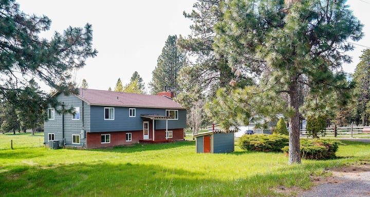 The Lakehouse - Collier Memorial State Park, Chiloquin