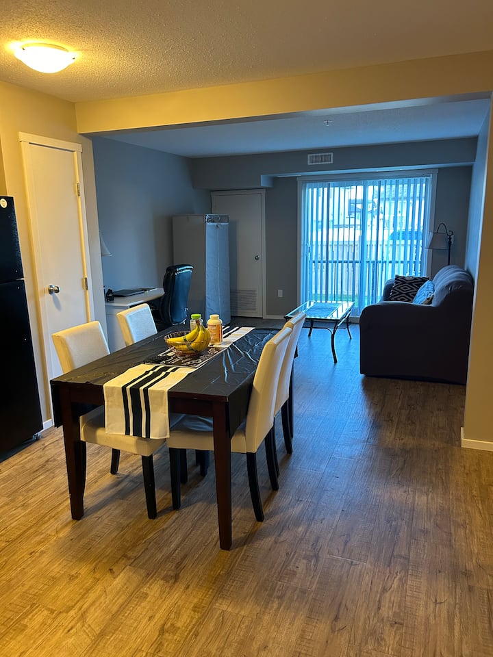 Private 1 Bed 1 Bath - Medicine Hat