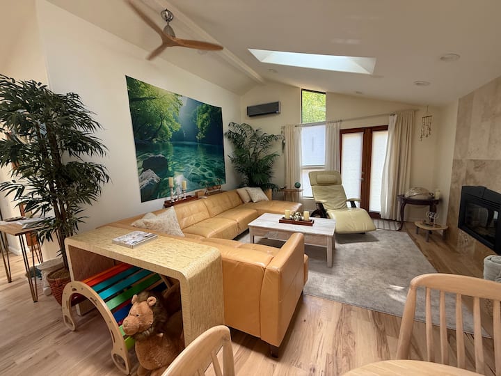 Summers' Love Retreat - Eugene, OR