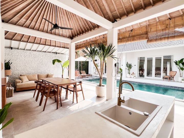 New! Villa Coco Sayang Umalas/ Berawa - Indonesia