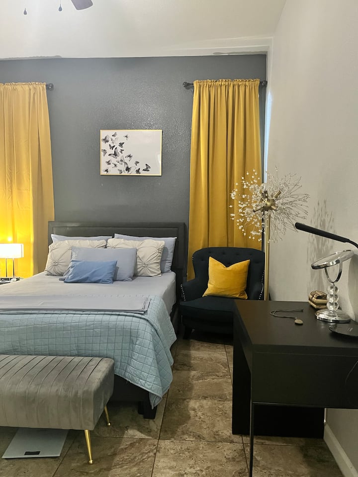 Hideaway & Relax - Merced, CA