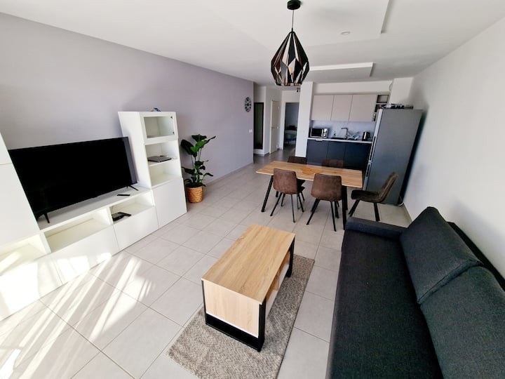 Appt 67m2, 5 Pers, Garage Et Piscine, Proche Plage - Cagnes-sur-Mer