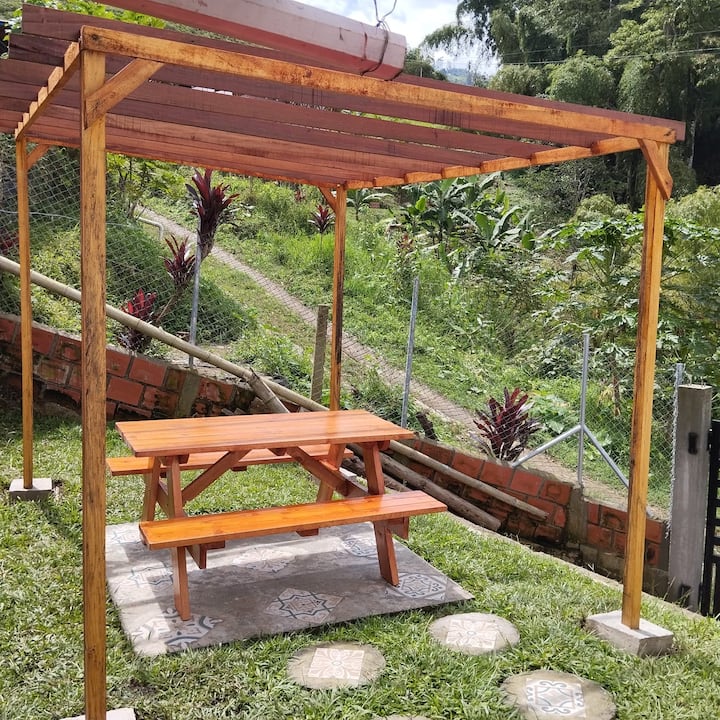 Encantadora Finca En Paraíso Cafetero - La Flor - Pereira, Colombia