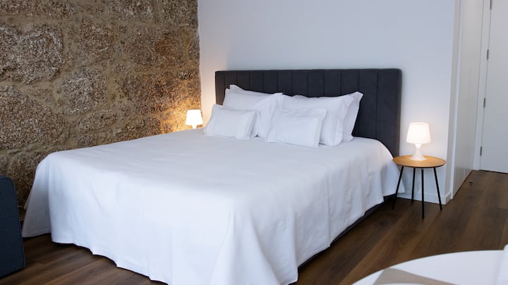 D. Maria Apartments | Studio W/ Balcony - Louro