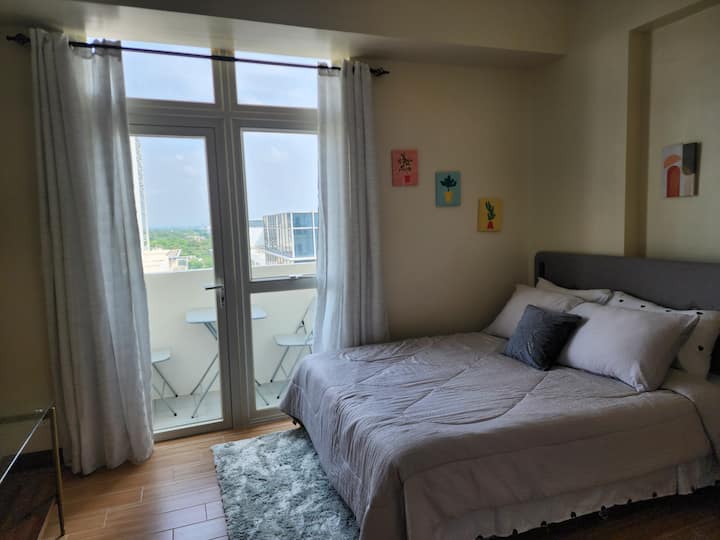 Lively Place In The City - Iloílo