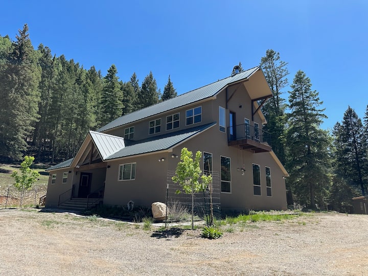 Mountain Majesty - Cloudcroft, NM