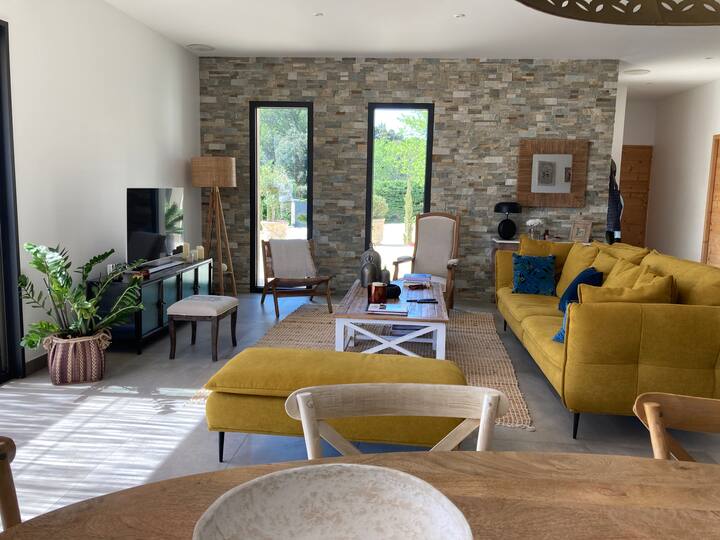 Villa 
 Contemporaine - Uzès