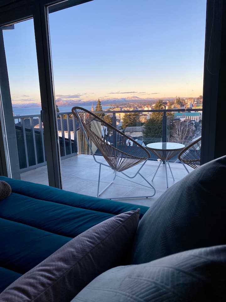 Estudio Céntrico Con Hermosa Vista Y Parking - San Carlos de Bariloche