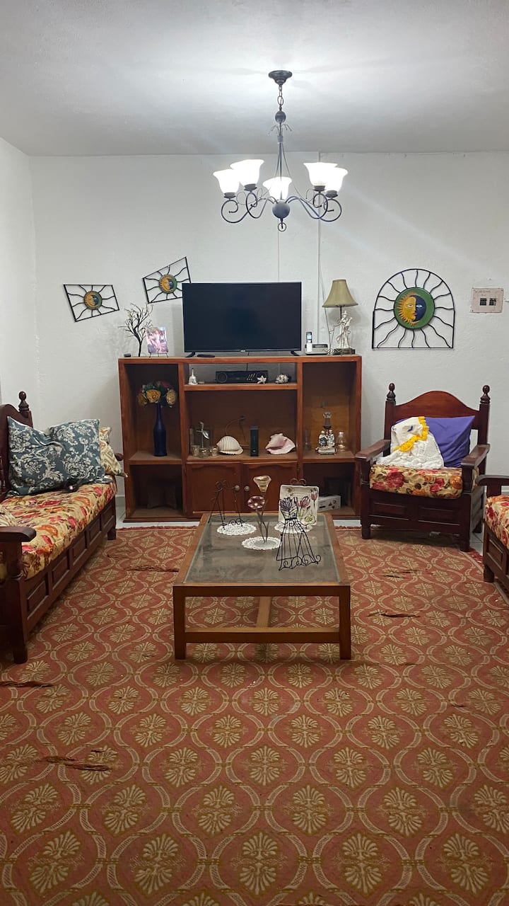 Private Room In Beautiful Vacation Beach House - Ixtapa Zihuatanejo