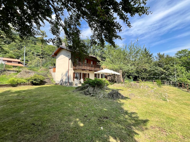 At Curt Peace And Quiet - Verbania