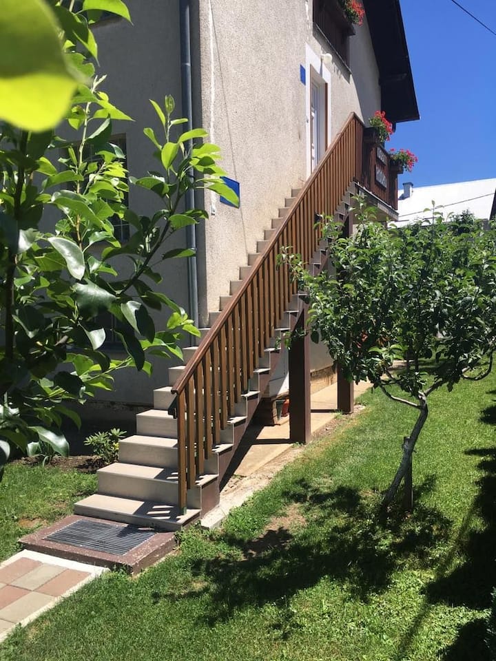 Suite Sa Dvije Sobe I čAjnom Kuhinjom - Korenica