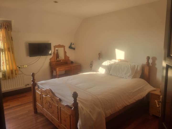Loughine 1 Room En Suite - Skibbereen
