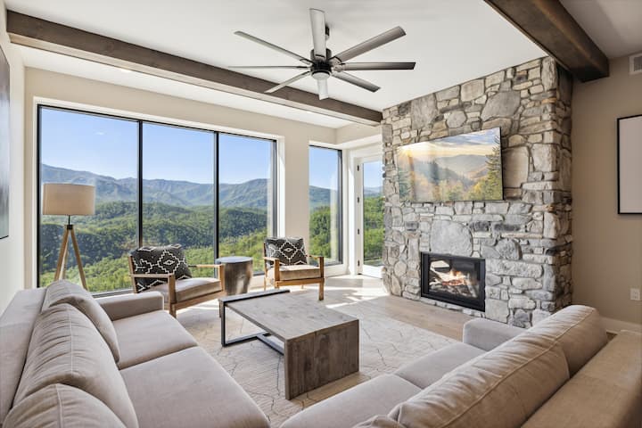 3-bedroom Condo With Breathtaking Mtn Views In Gat - Gatlinburg, TN