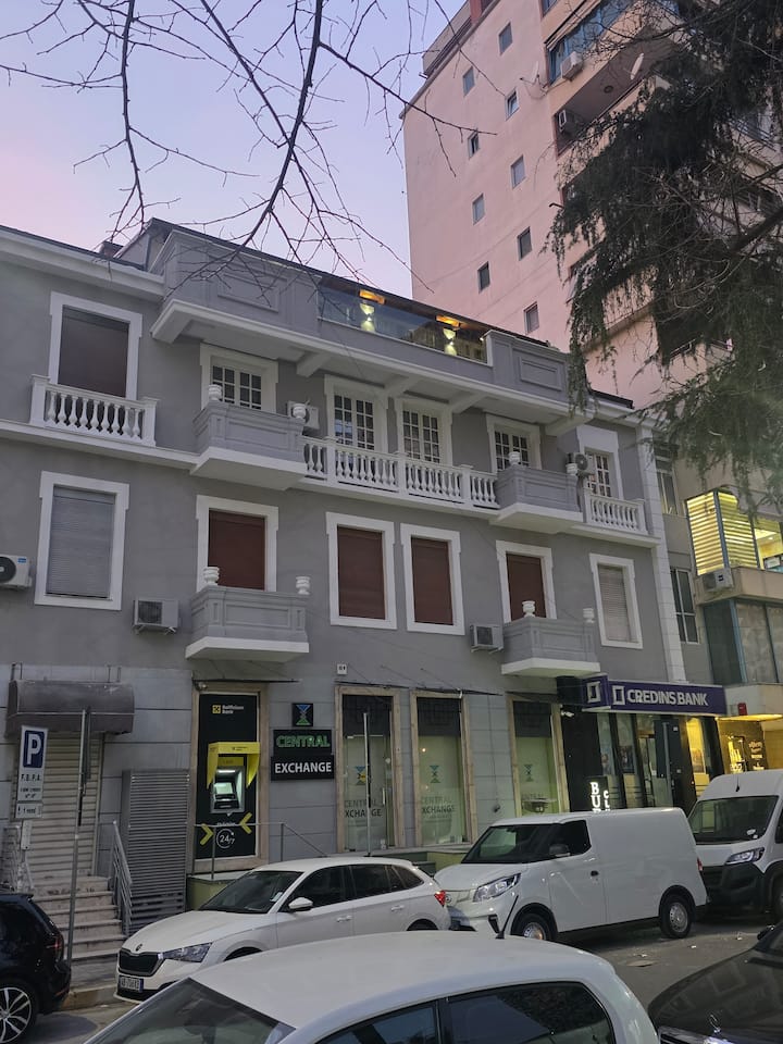 Blloku Duplex 2
*Free Private Parking* - 알바니아