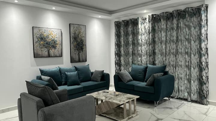 Magnifique Appart 3 P De 120 M à 8 Km Aéroport - Abidjan