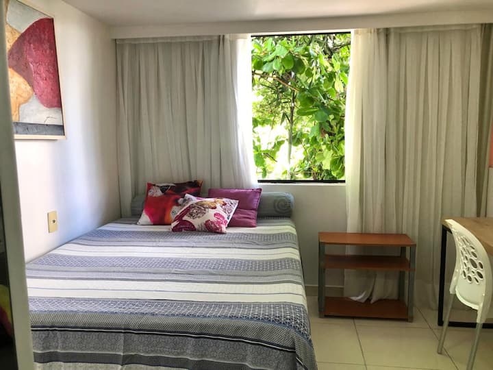 Boa Viagem - Alguns Passos Da Praia - Boa Viagem