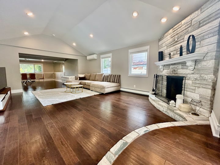 The Endless Summer Beach House - Long Beach, NY
