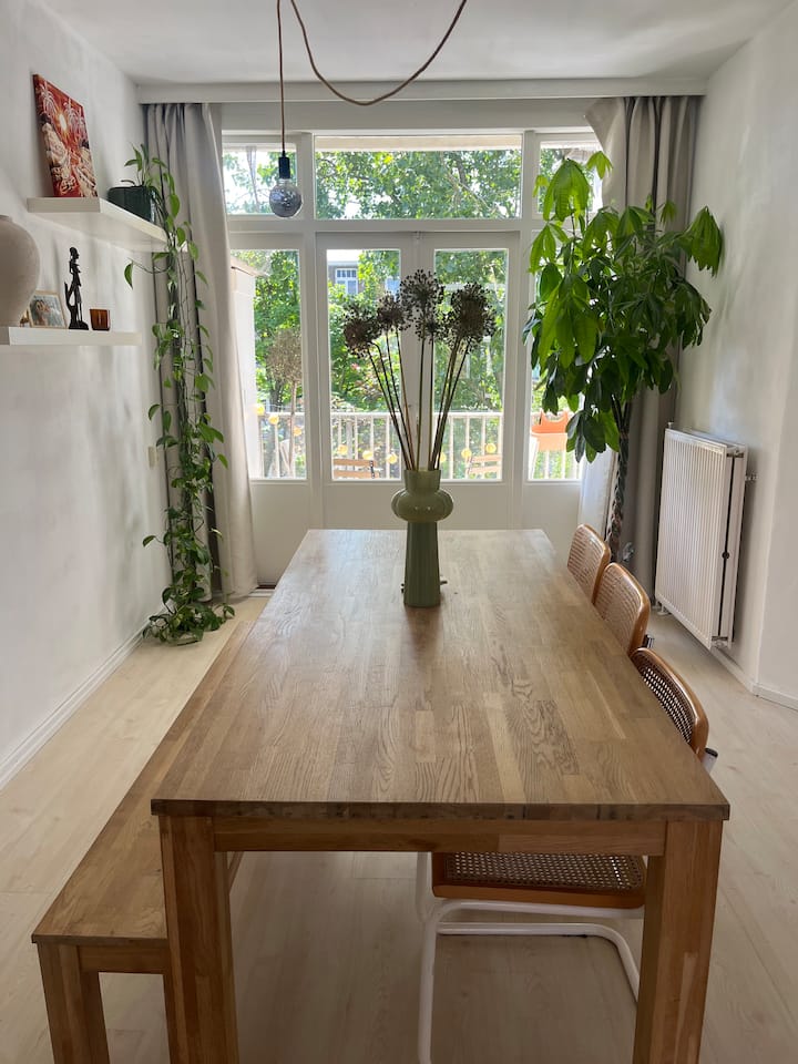 Ruim & Licht Appartement - Amsterdam